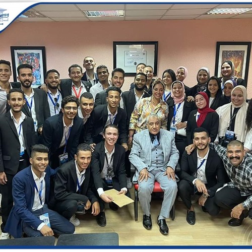 Modern Academy in Maadi: ترحيب الأكاديمية الحديثة🏛